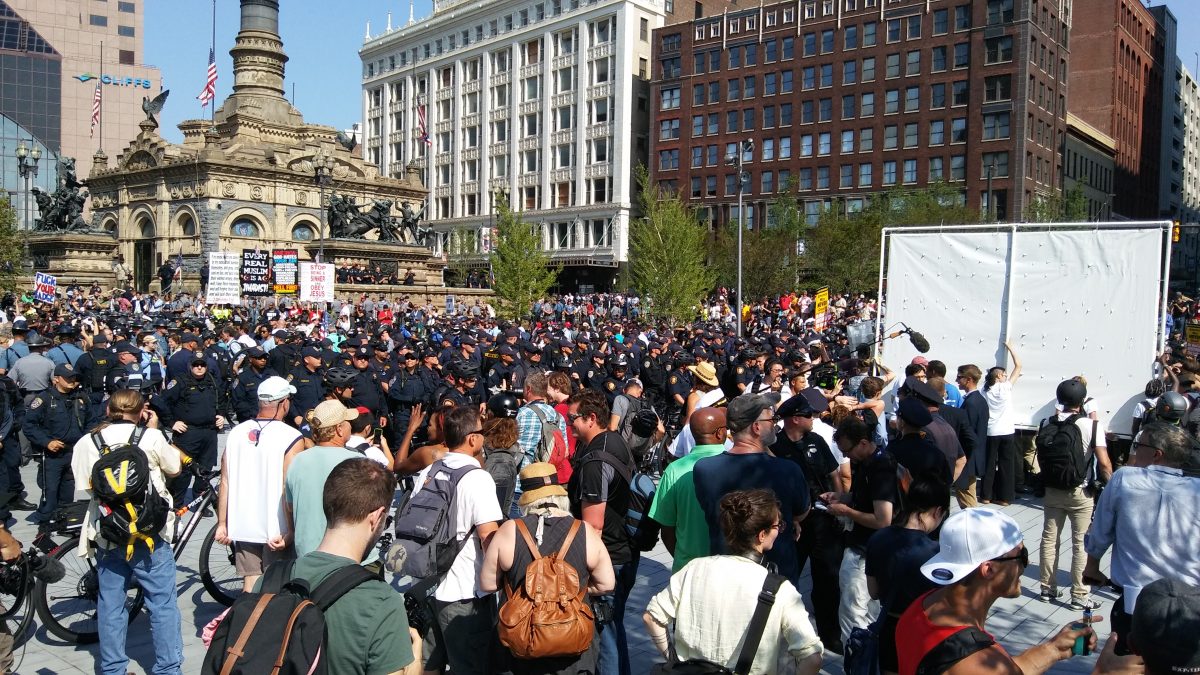 RNC Day 2 - Police, Militiamen, Alex Jones, & Anarchists - UNICORN RIOT