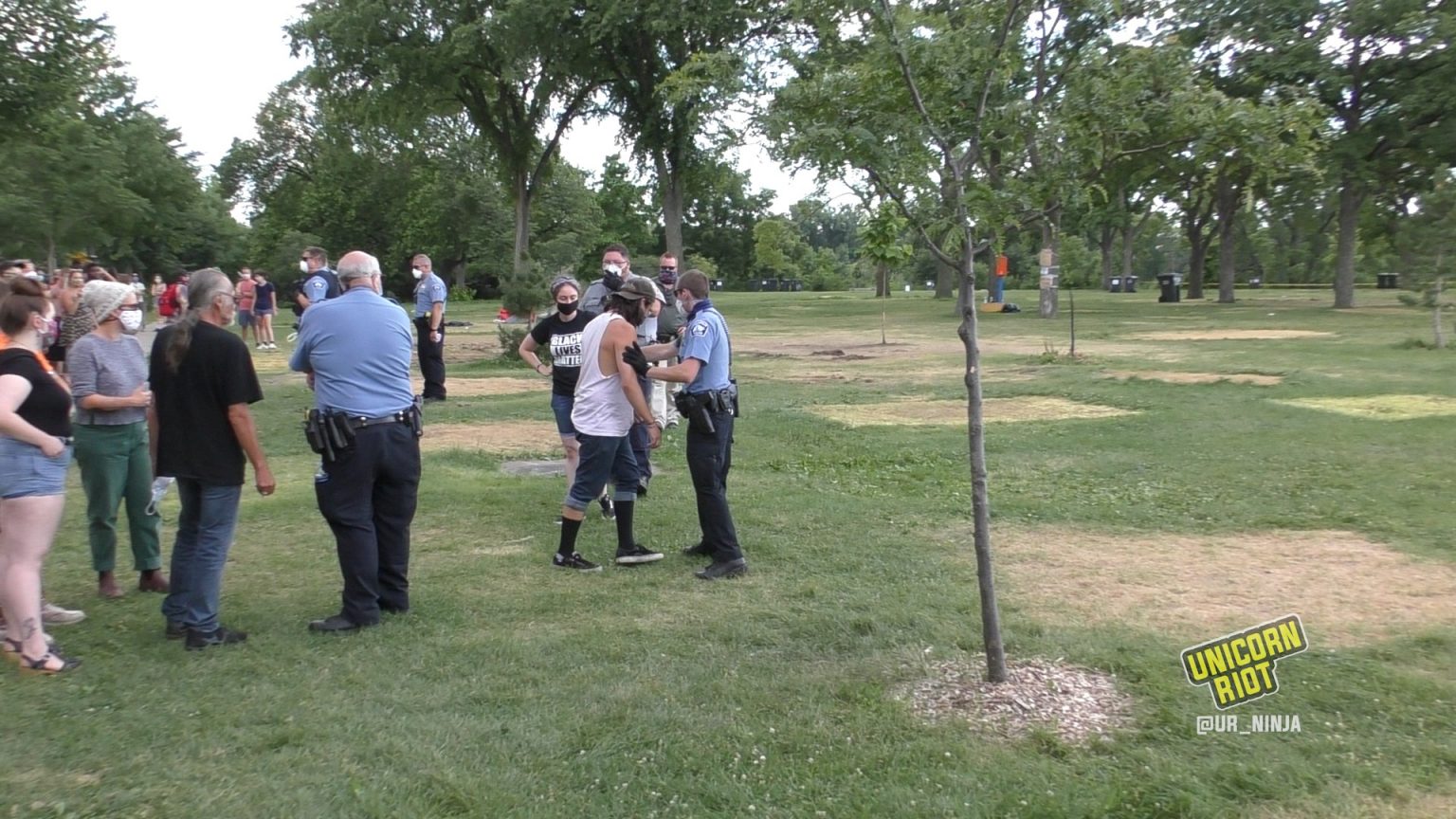 Minneapolis Park Police Displace Sanctuary Encampment - UNICORN RIOT