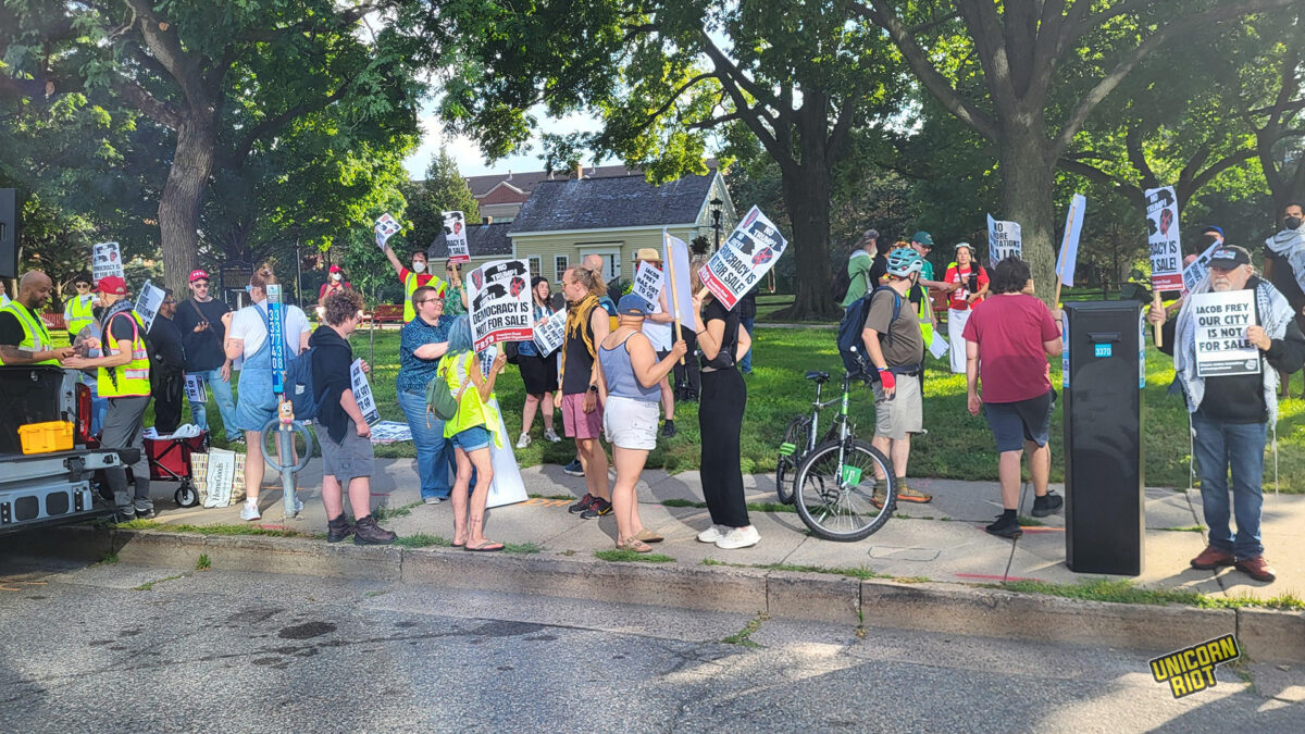 Minneapolis Protest Against ICE, Mayor, and Roof Depot Deal Meddling ...