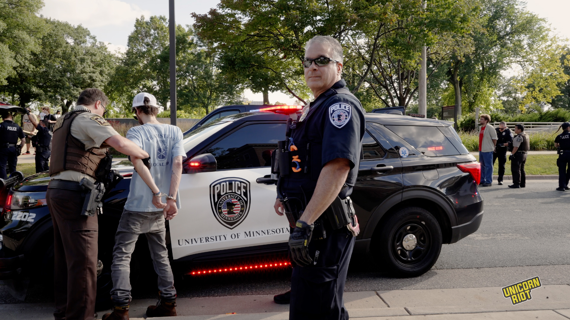 Workers at UMN Take Historic Stand in Teamsters Strike - UNICORN RIOT