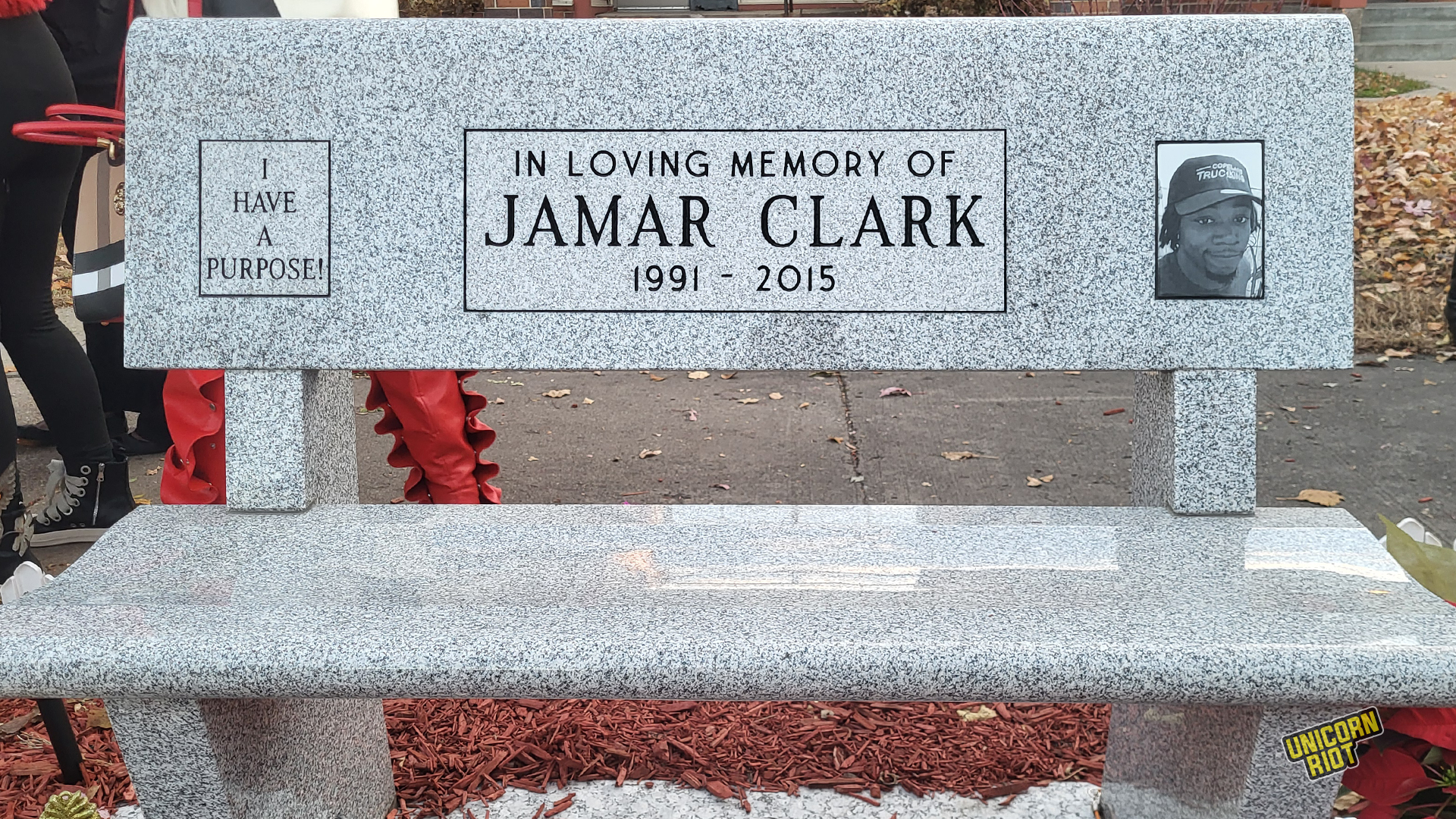 Jamar Clark's Family Unveils New Bench on 10 Year Anniversary - UNICORN ...